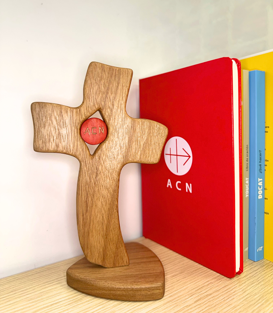Cruz de madera | ACN Perú
